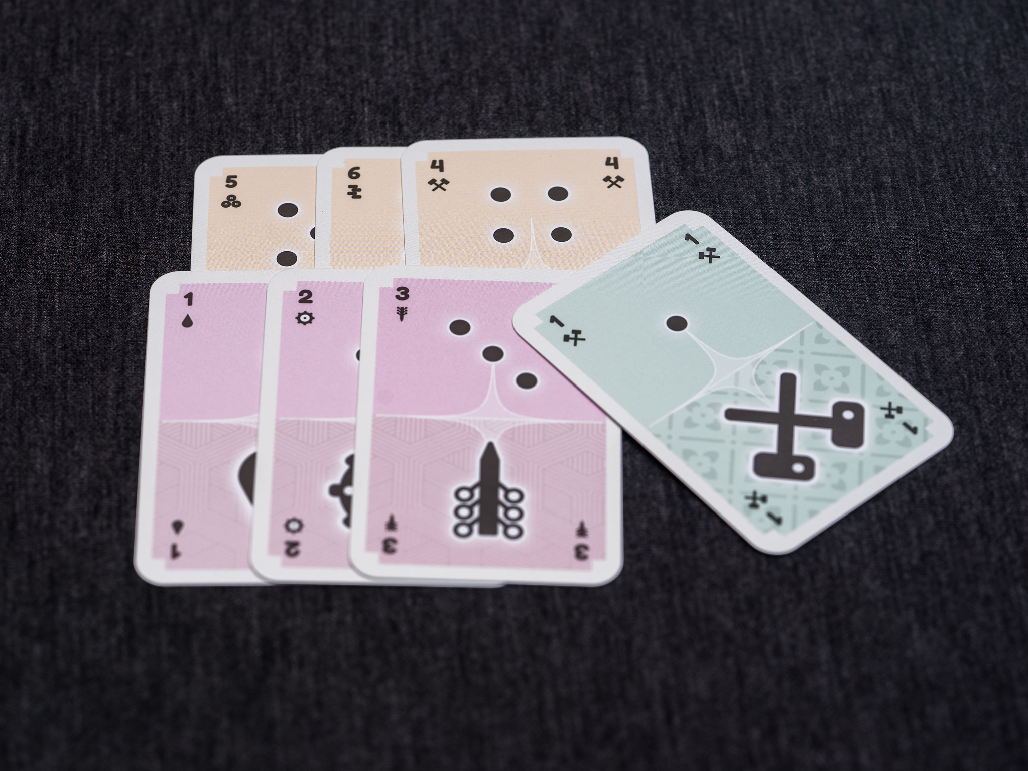 In the box – Cards: The system of symbols, colours and numbers – Green ...